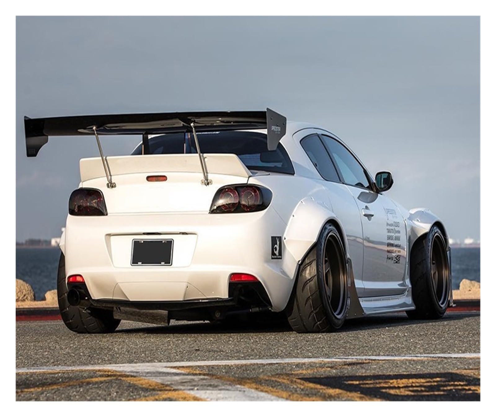 Amazon.co.jp: カーアクセサリーマツダ RX8 SE3P RB スタイル FRP